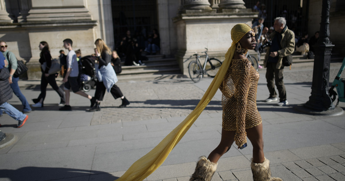 U čemu se dolazi na "Luj Viton" modnu reviju (FOTO)