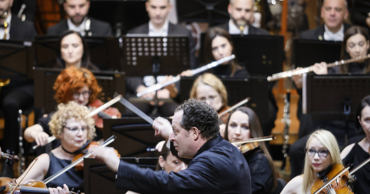 Beogradska filharmonija slavi 100. rođendan!